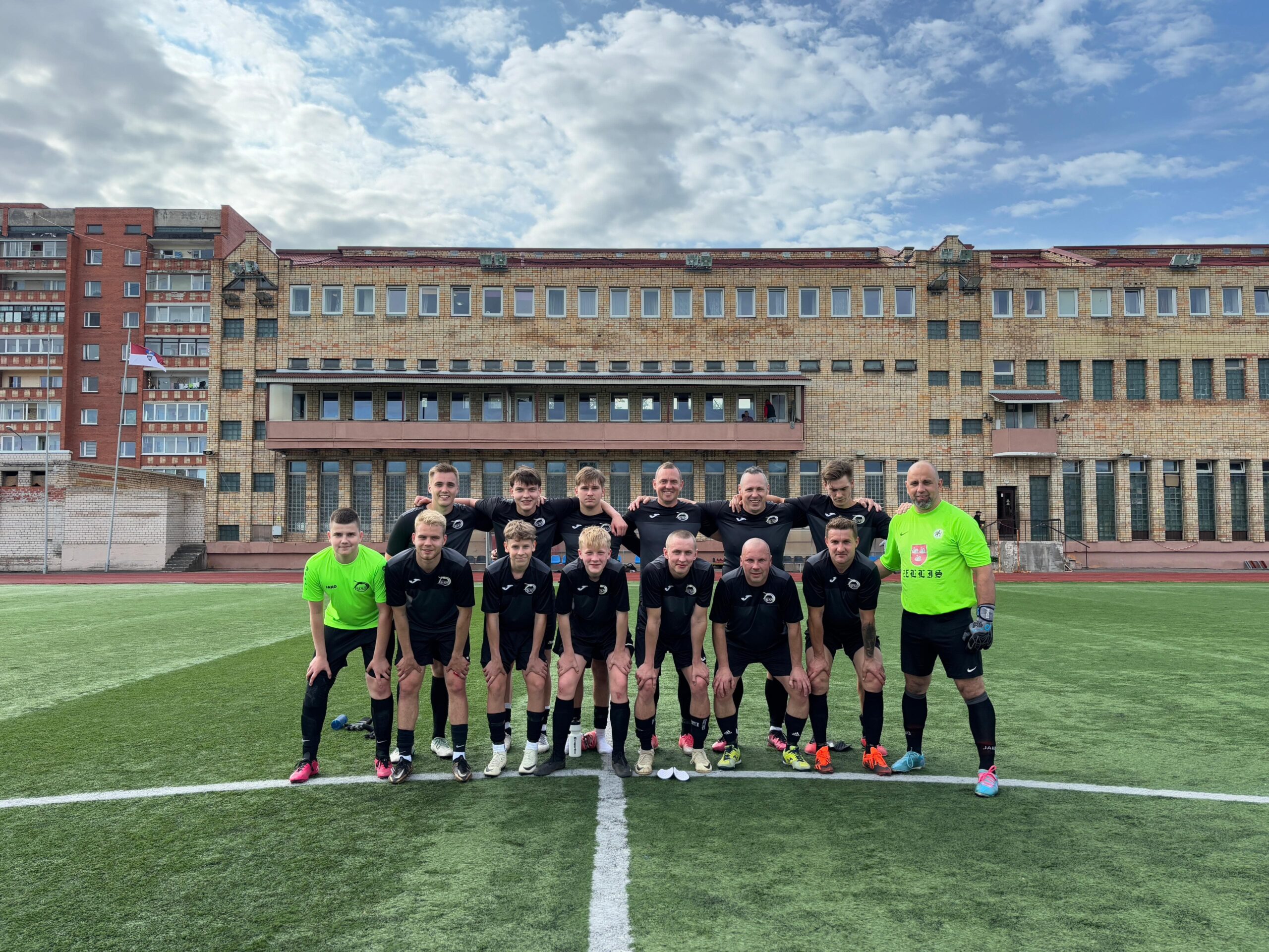 Futbolisti izbraukumā cieš zaudējumu - Dzirkstele.lv