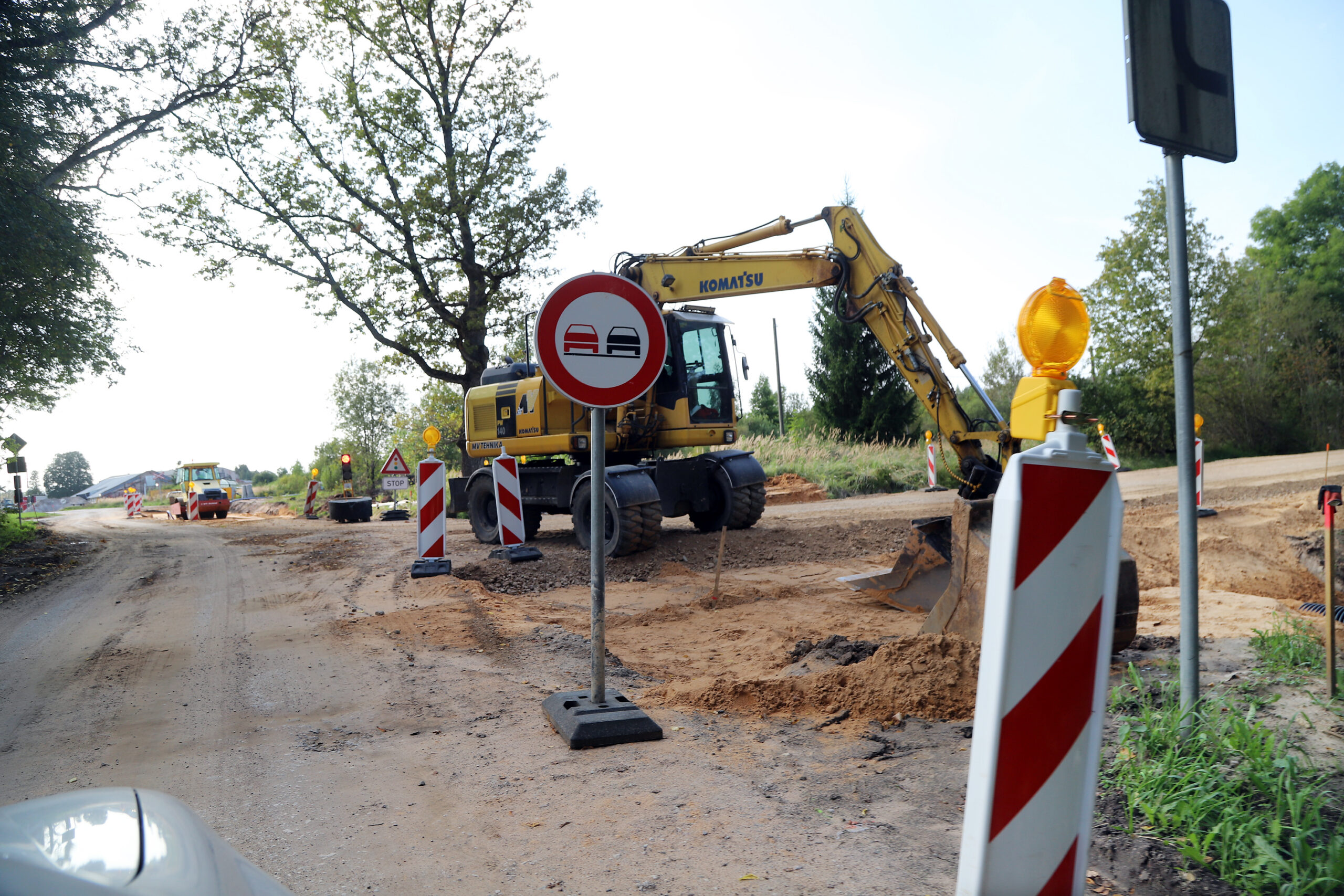 Dzelzceļa ielas pārbūve Gulbenē sākta no Emzes gala - Dzirkstele.lv